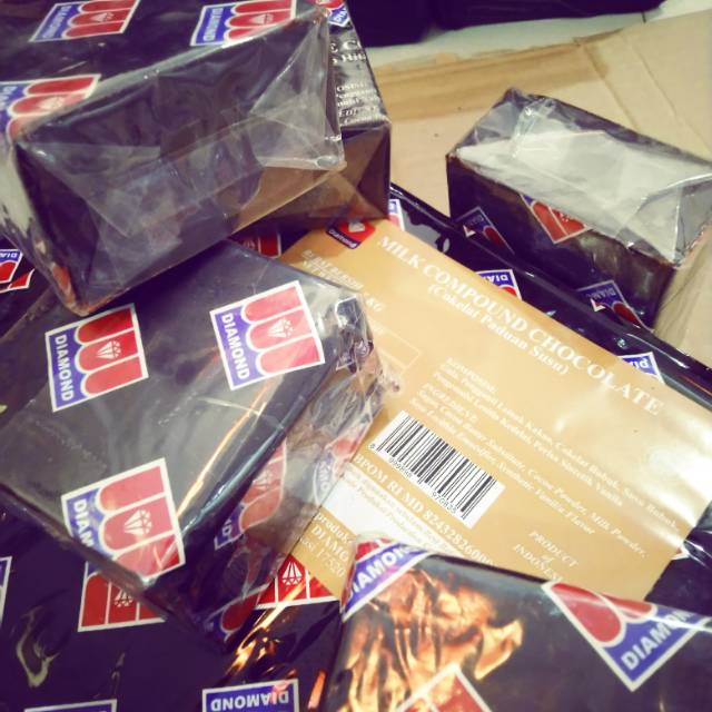 Jual Milk compound chocolate Diamond / Coklat Batang Milk Coklat ...