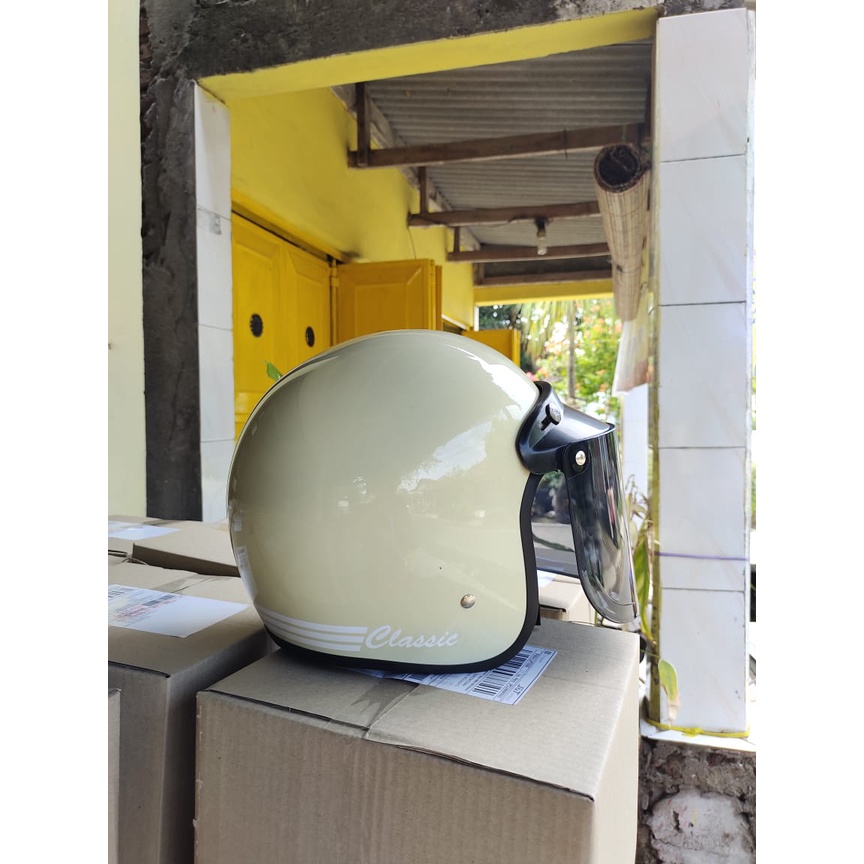 Jual HELM BOGO DEWASA CLASIK TIGA GARIS+KACA FREE PACKING DAN PENGAMAN ...