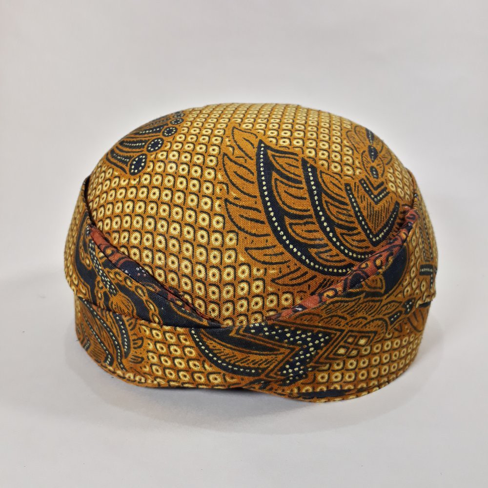 Jual Blangkon Batik Motif Gurda Gaya Solo Keraton Surakarta | Shopee ...