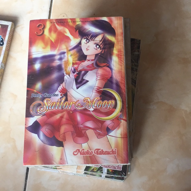 Jual Komik pretty guarduan sailor moon deluxe cabutan | Shopee Indonesia