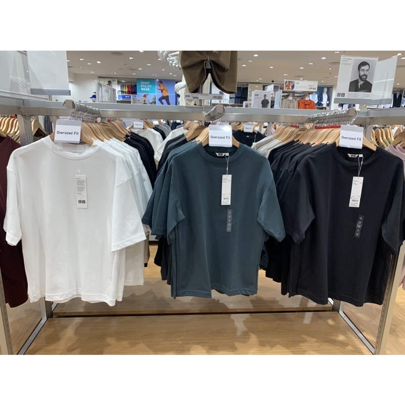 Jual Airism T-shirt kaos katun oversized crew neck lengan 1/2 uniqlo ...