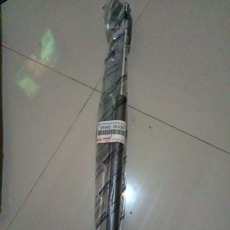 Jual shock pintu bagasi Innova | Shopee Indonesia