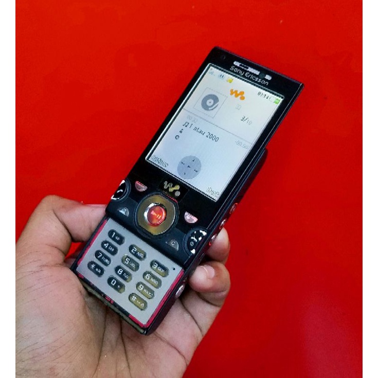 Jual Hp jadul Sony ericsson W995 Hikaru original Hp walkman hp unik hp langka | Shopee Indonesia
