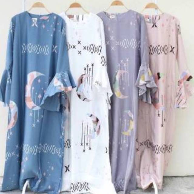 Jual Kaftan Rembulan maxi (jeans) | Shopee Indonesia
