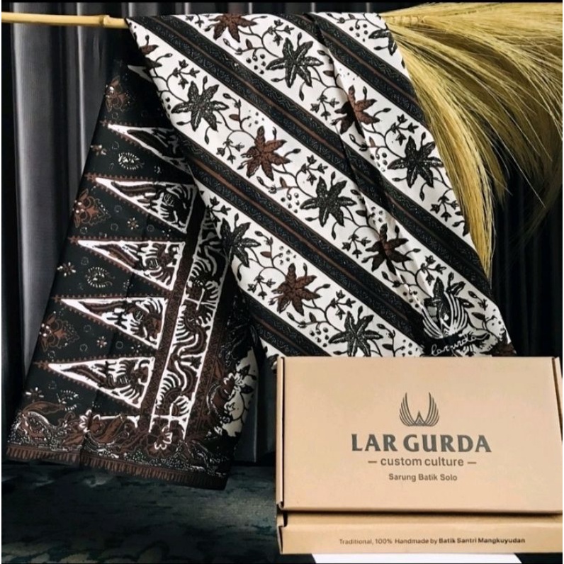 Jual SARUNG BATIK TRADISIONAL LAR GURDA EKSKLUSIF BLEDAG SERIES BEST ...
