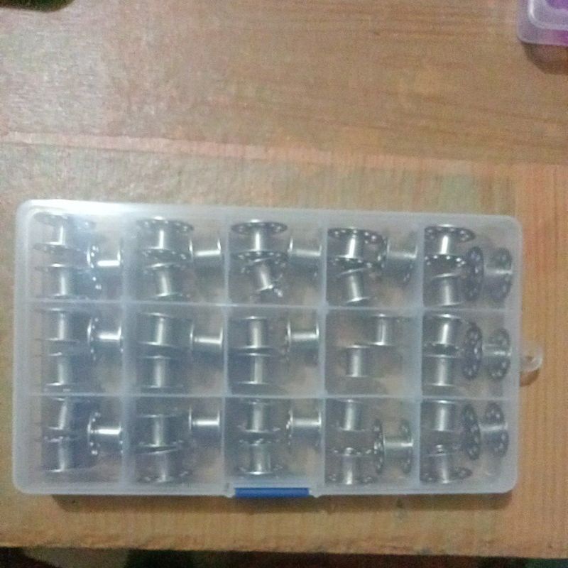 Jual 25 Spool + BOBBINS CASE / RUMAH SPULL / Tempat Spol dengan Spool ...