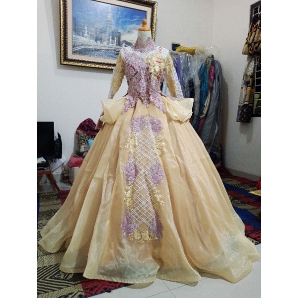Jual Gaun Pengantin Panjang Ekor Baju Pengantin Long Dress Pesta Brukat ...
