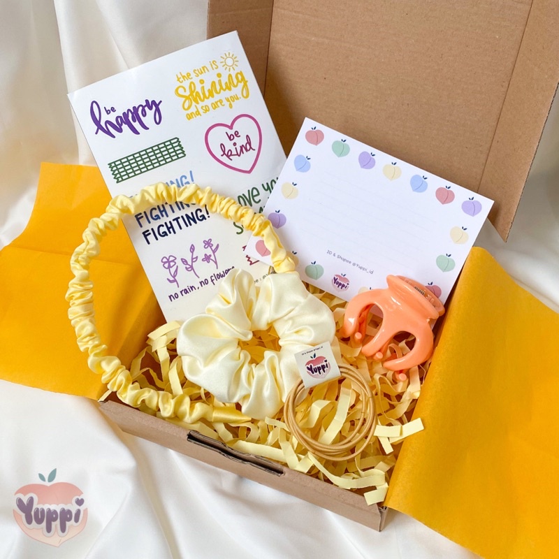 Jual SCRUNCHIE GALORE HAMPERS | 5 WARNA | HAIR ACC COLLECTION | Hampers ...