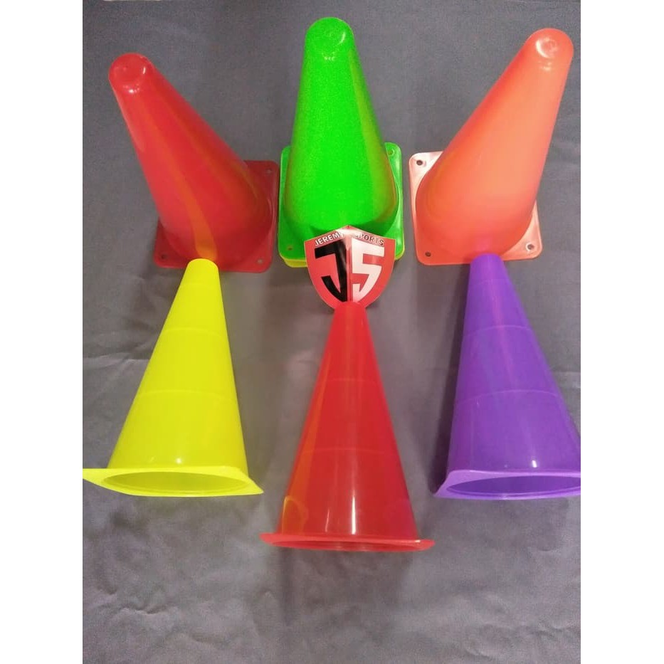 Jual Cone / Cones Kerucut rapat full untuk Latihan Olahraga 23cm warna ...