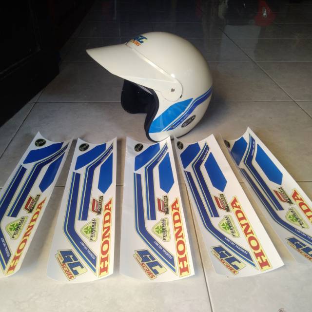 Jual Strip helm gl series buat kamu yg mau merestorasi helm jadulnya ...