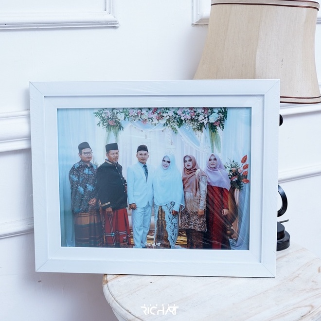 Jual paket cetak foto + figura ukuran 12R dan 12Rs laminasi tanpa kaca ...