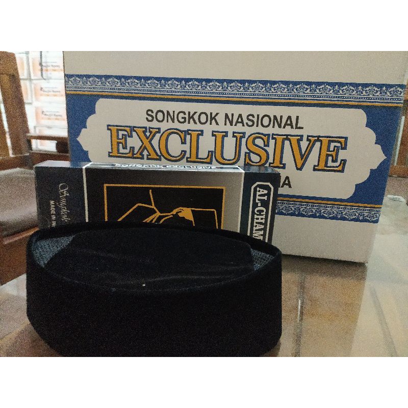 Jual peci hitam polos/peci exclusive/peci hitam al chambal/songkok ...