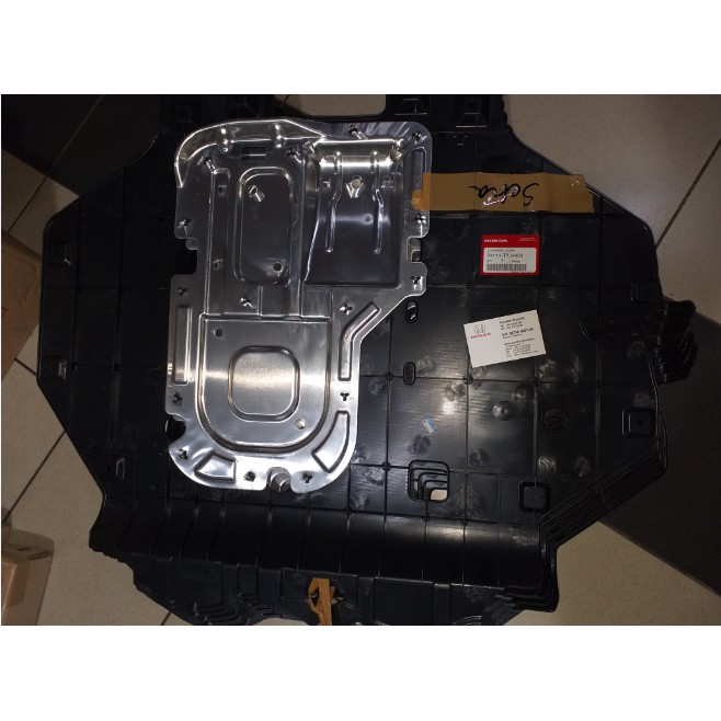 Jual Cover Under Engine / Plastik Bawah Mesin Honda HRV Original ...