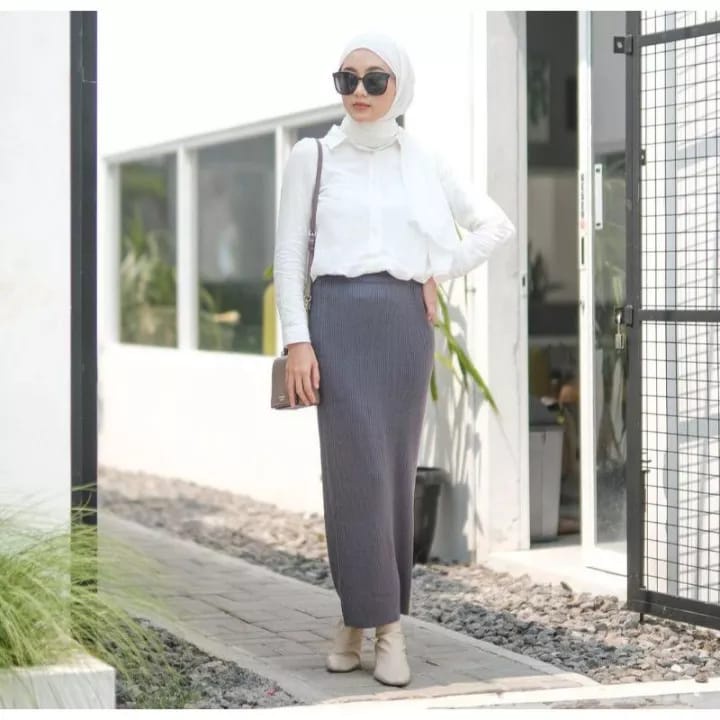 Jual Rok Span Panjang Bahan Scuba | Rok Span | Rok Kerja Span Scuba ...