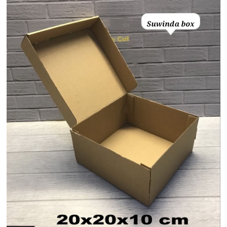 Jual Kardus uk. 20x20x10 cm.... box karton model Die Cut CAKE | Shopee ...