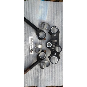 Jual bushing buat segitiga Dan stang new mt25/r25 | Shopee Indonesia