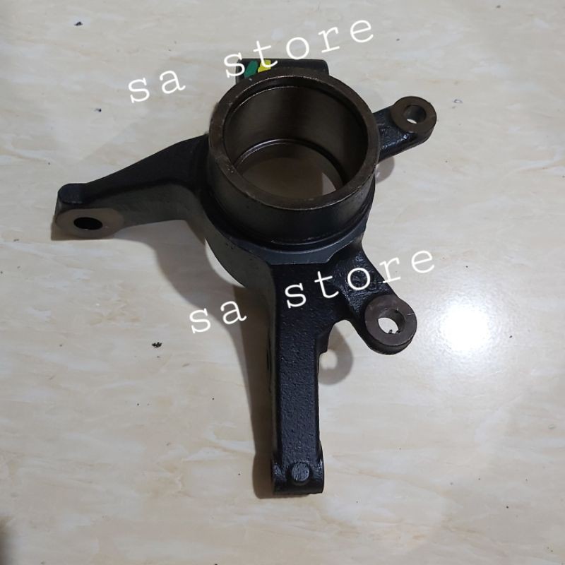Jual knuckle roda depan - knakel as roda original Suzuki Karimun Wagon ...