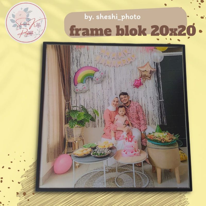 Jual FRAME BLOK/ INSTABLOK ukuran 20x20cm+CETAK FOTO | Shopee Indonesia