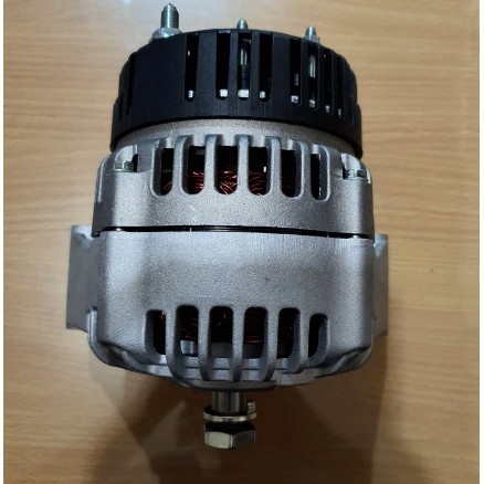 Jual ALTERNATOR BOMAG BW211-40 05715374 DINAMO AMPERE BOMAG | Shopee ...