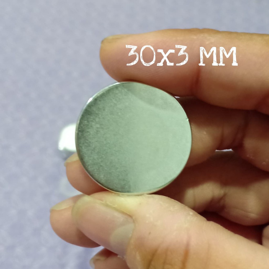 Jual MAGNET NEODYMIUM SUPER KUAT 30X3 MM | Shopee Indonesia