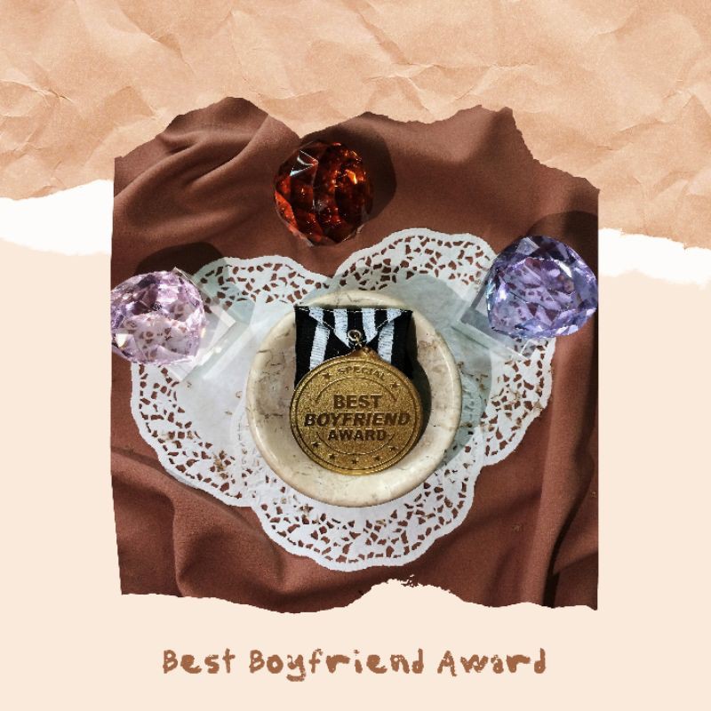 Jual MEDALI BEST BOYFRIEND AWARD | Shopee Indonesia