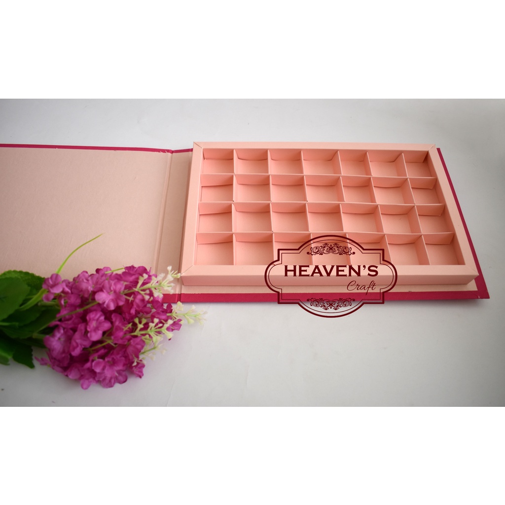 Jual Hardbox mika coklat/praline isi 28 | Shopee Indonesia