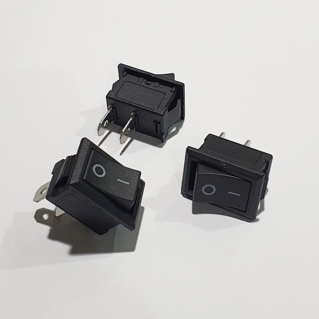 Jual Switch Saklar 2 pin 2 kaki ukuran Sedang | Shopee Indonesia