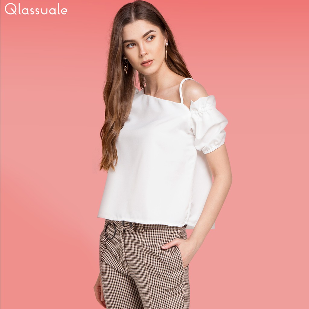 Jual Qlassuale - Blouse Off Shoulder With Half Frilled Putih | Shopee ...