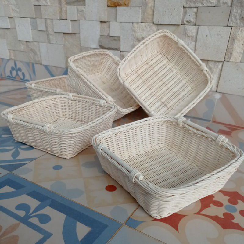 Jual Kotak Rotan unik 25cm x 25cm tinggi 9cm | Shopee Indonesia