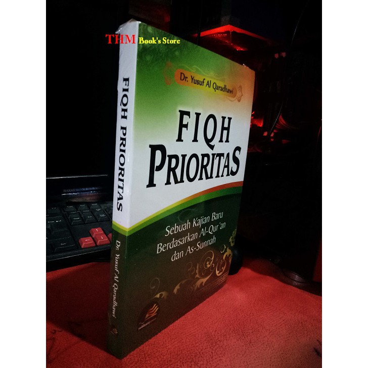 Jual Fiqih Fikih Fiqh Prioritas Yusuf Qaradhawi Robbani Press | Shopee Indonesia