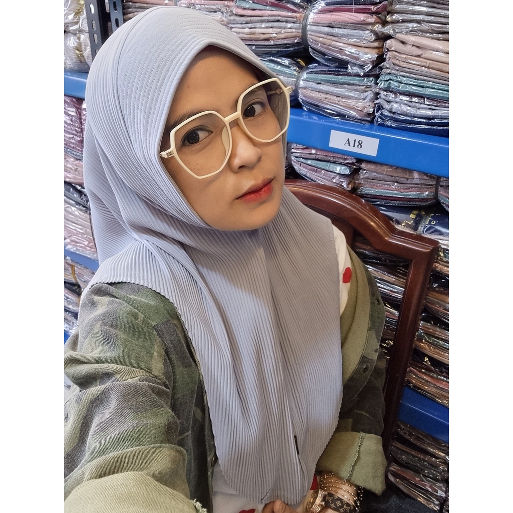 Jual Bergo Jersey Hijab Daily Best Seller Oppy Plisket Softpad Anti tembem // ZAIN COLLECTION ...