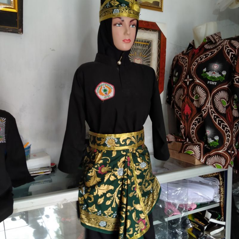 Jual KAIN SENI SEMBONG SILAT/SONGKET SILAT WARNA HIJAU/COSTUM SILAT ...