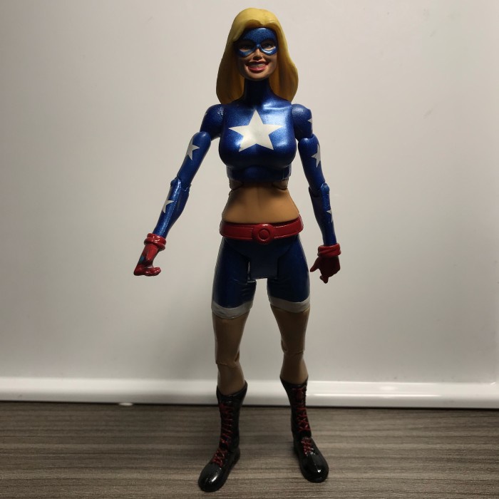 Jual Mattel DCUC STARGIRL Action Figure | Shopee Indonesia