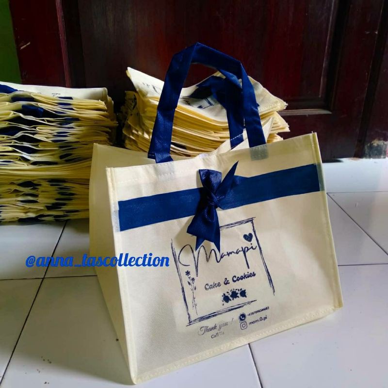 Jual Tas spunbond sablon/Box Nasi/Box Kue 25x25x20 min 50pcs (tas jahit) | Shopee Indonesia