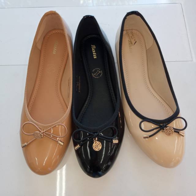 Jual Sepatu Wanita Bata Original Model Flat Shoes Tiga Varian Warna ...