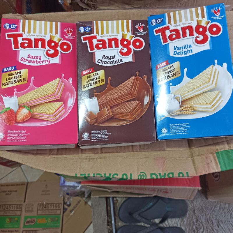 Jual Tango Wafer Rasa Cokelat Vanila Strawberry Long Wafer | Shopee ...