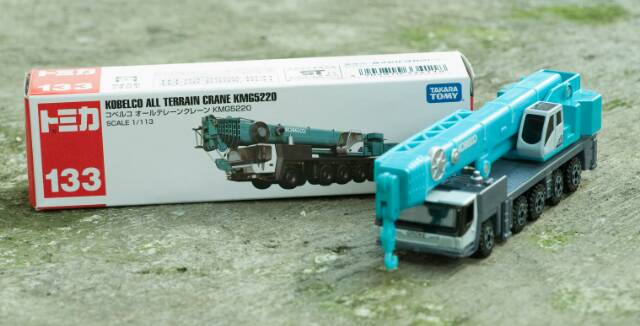 Jual tomica no 133 kobelco terrain crane Miniatur Diecast alat berat takara tomy | Shopee Indonesia