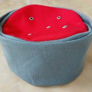 Jual Peci Songkok Kopiah Topi Maiyah CAK NUN - ABU atas MERAH - Aneka ...