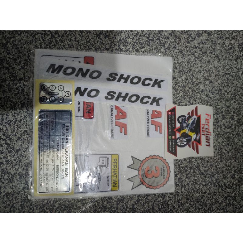 Jual sticker Batang Komplit Satria hiu lumba 2 tak 2 tak | Shopee Indonesia