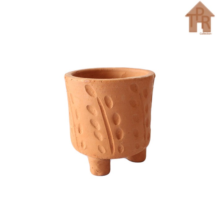 Jual Terakota - Pot Tanah Liat / Pot Bunga / Pot Kaki Tiga Silinder ...