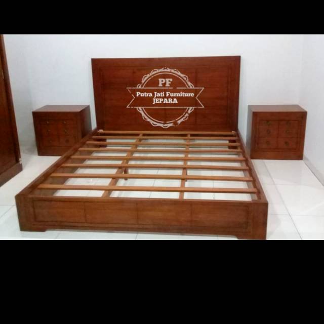 Jual Dipan/ Ranjang UK 180cm kayu jati + meja kecil bahan kayu jati ...
