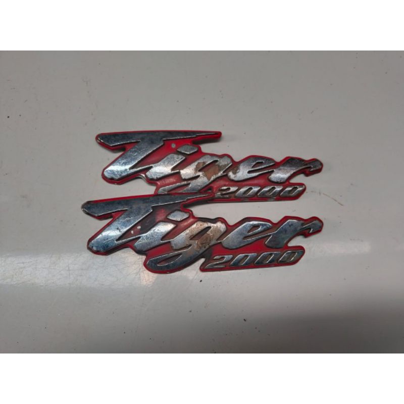 Jual Emblem tangki tiger lama original | Shopee Indonesia