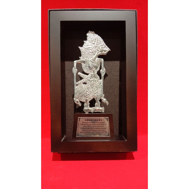 Jual pajangan wayang kresna / plakat Wayang Kresna / cinderamata Wayang ...