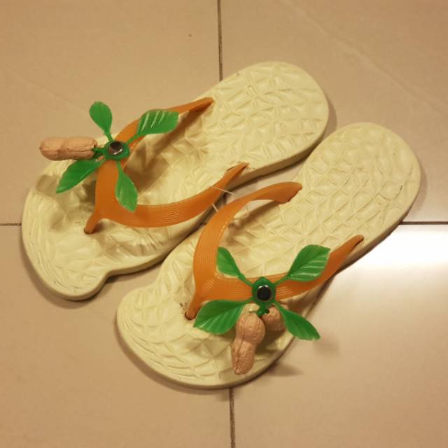 Jual Sendal jepit motif kacang | Shopee Indonesia