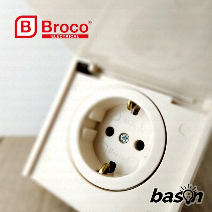 Jual BROCO 6122 STD Socket Outlet with cover 16A | Stop Kontak dengan ...