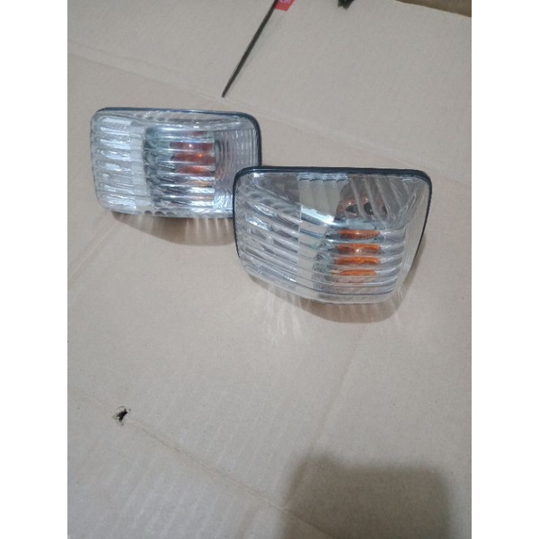 Jual Lampu sein sen samping depan 12v ISUZU ELF NLR ORIGINAL | Shopee Indonesia