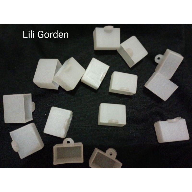 Jual tutup besi/tutup almini/tutup kawat besi/tutup gorden | Shopee ...