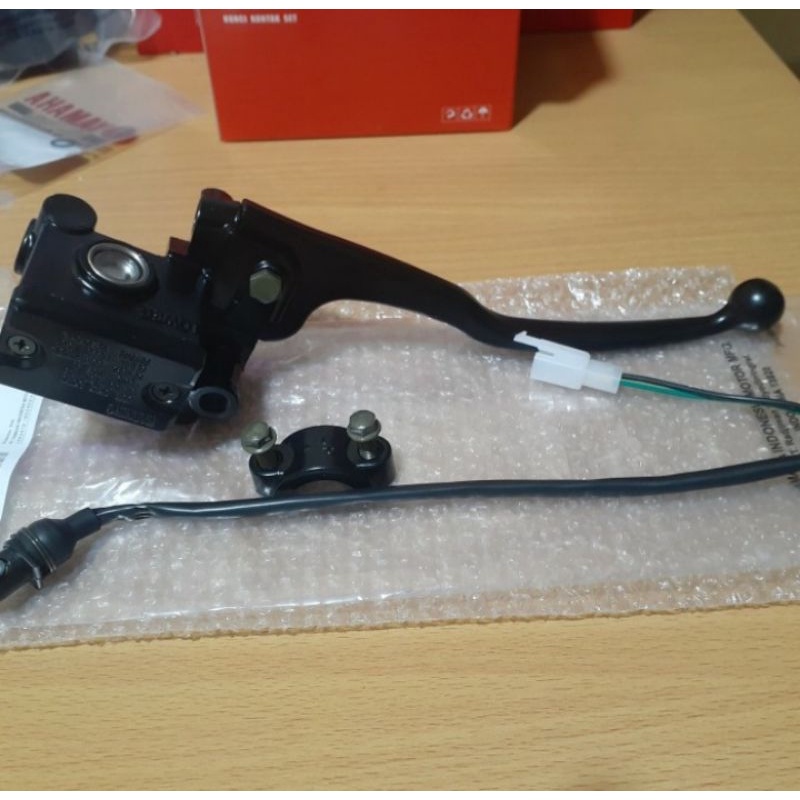 Jual master rem atas Vixion Assy lengkap berikut hendel PNP RX king ...