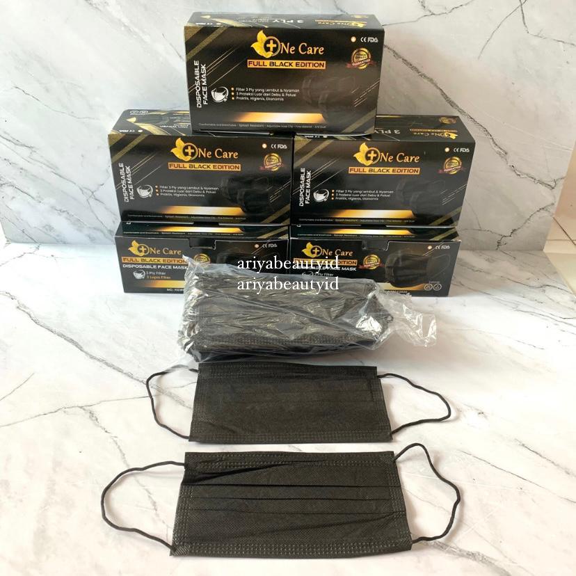 Jual Masker ONE CARE Earloop Hitam Full Black Edition 3ply (ISI 20 PCS ...