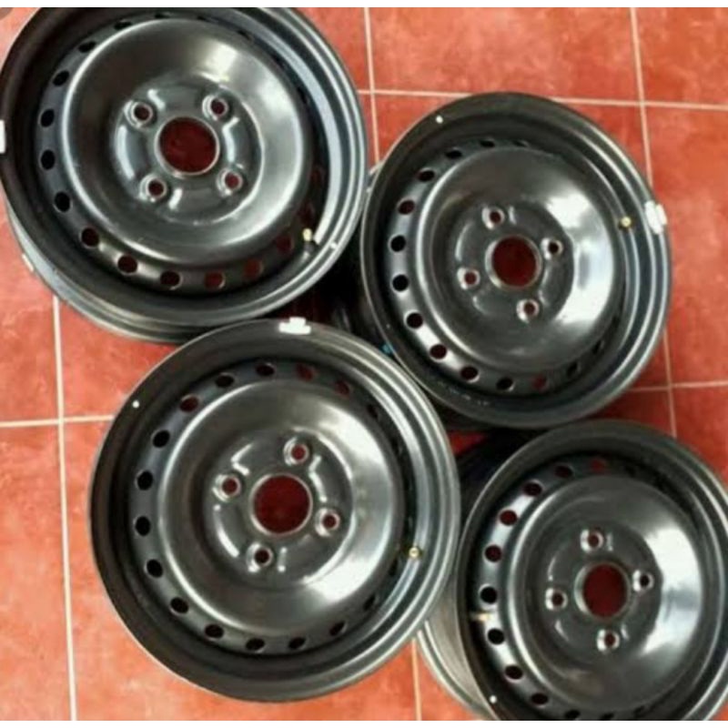Jual velg kaleng R14 PCD 114 serep mulus no geol no kropos, tuless avanza xenia futura carry ...